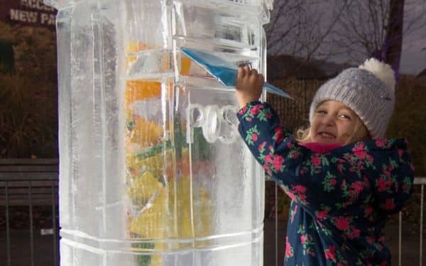 Snow and Ice Themed Entertainment - Entertain UK